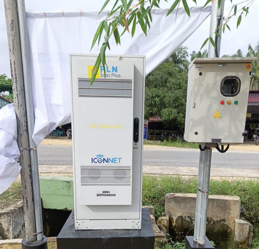 PLN Icon Plus Membangun Jaringan Iconnet di Area Blank Spot Kampar ...