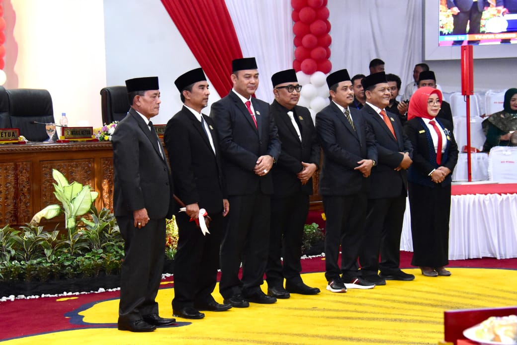 45 Anggota DPRD Kampar Masa Bakti 2024-2029 Resmi Dilantik, Ahmad Taridi Jadi Pimpinan Sementara ...